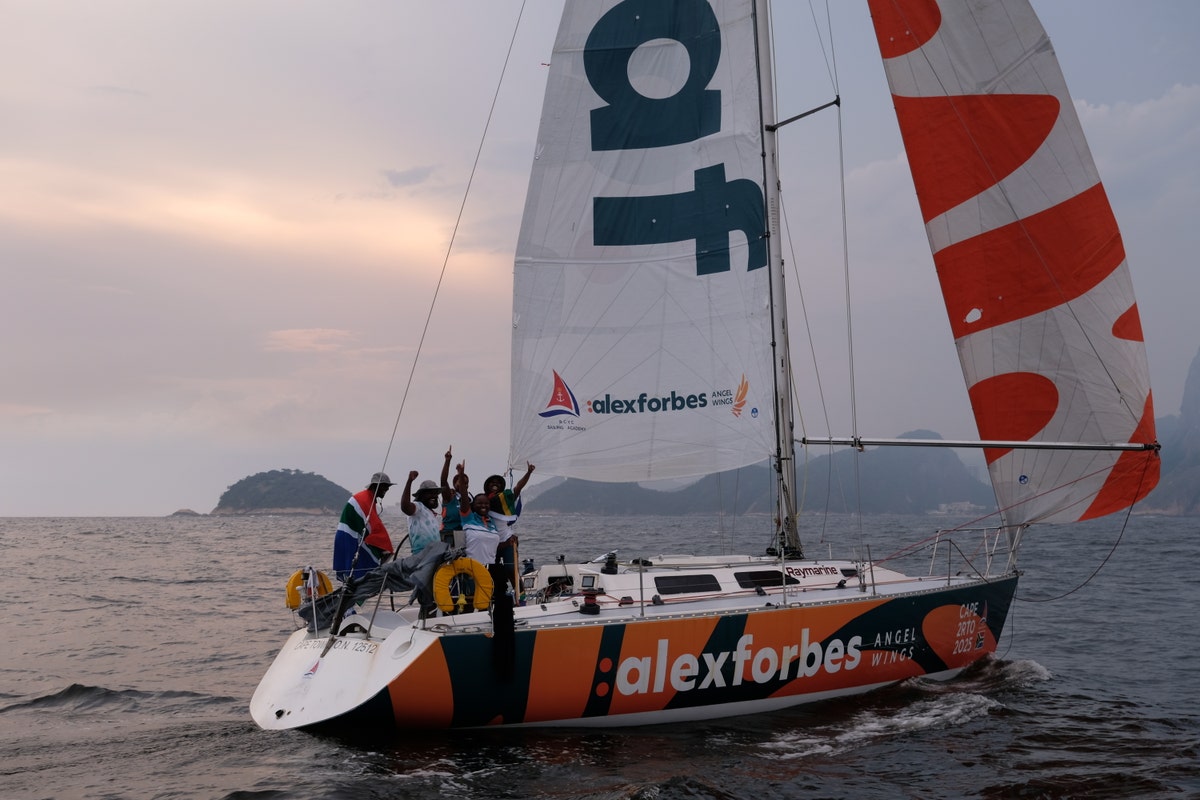 Historic Victory for the Alexforbes Angel Wings in Cape2Rio Race ...